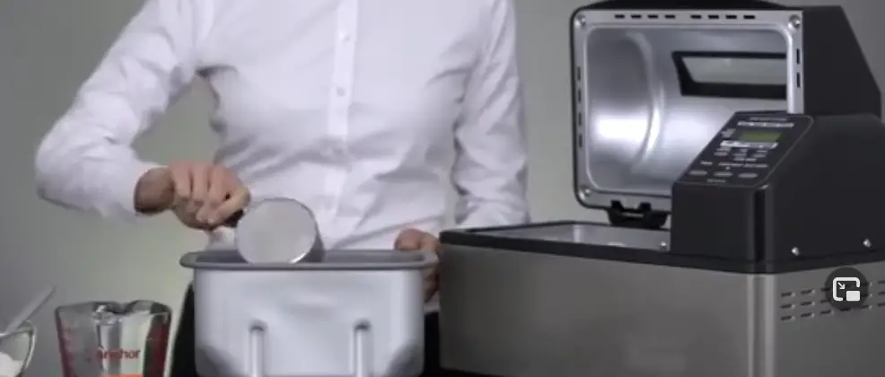 Best Mini Bread Maker in 2024