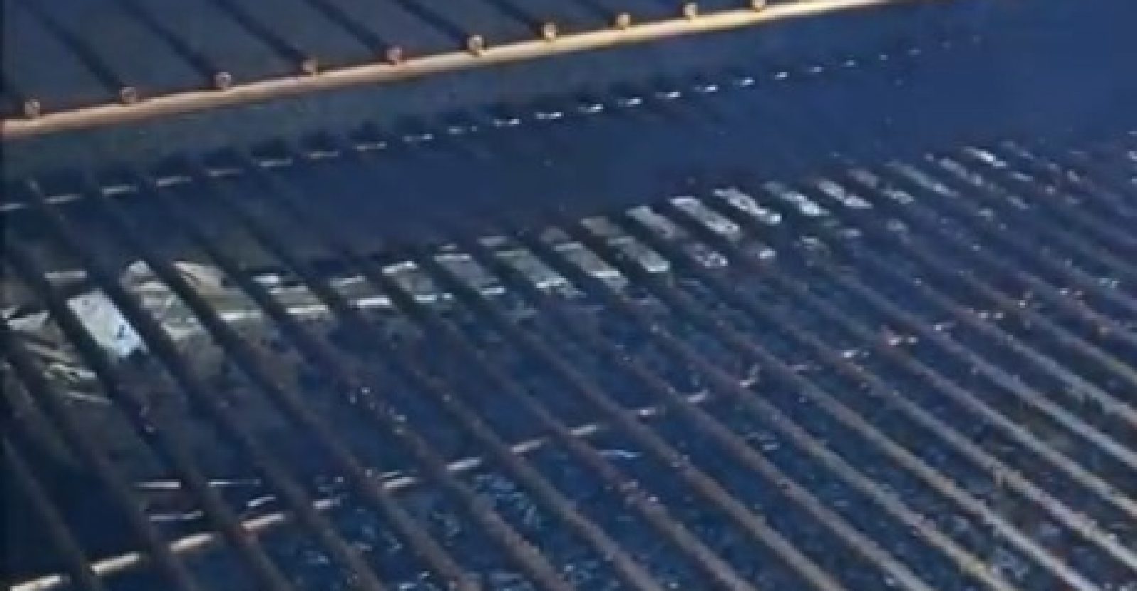 How To Clean Stainless Steel Grill Racks