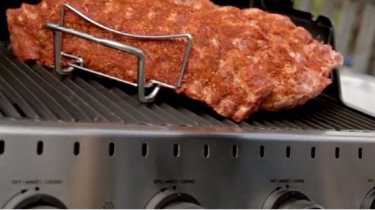 How to Cook a Standing Rib Roast on a Weber Gas Grill